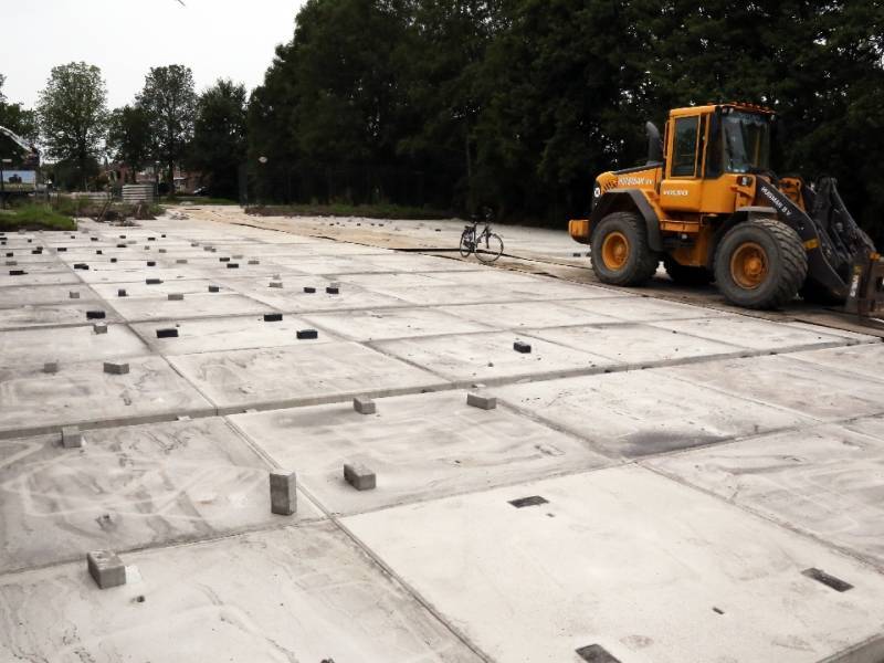Tijdelijke fietsenstalling naast Sporthal Opperdam - Nieuw-Volendam