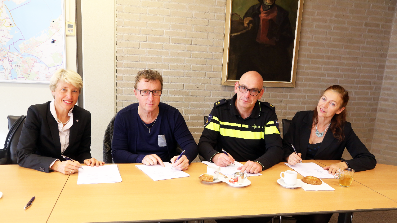 Ondertekening Horecaconvenant Edam-Volendam - Nieuw-Volendam