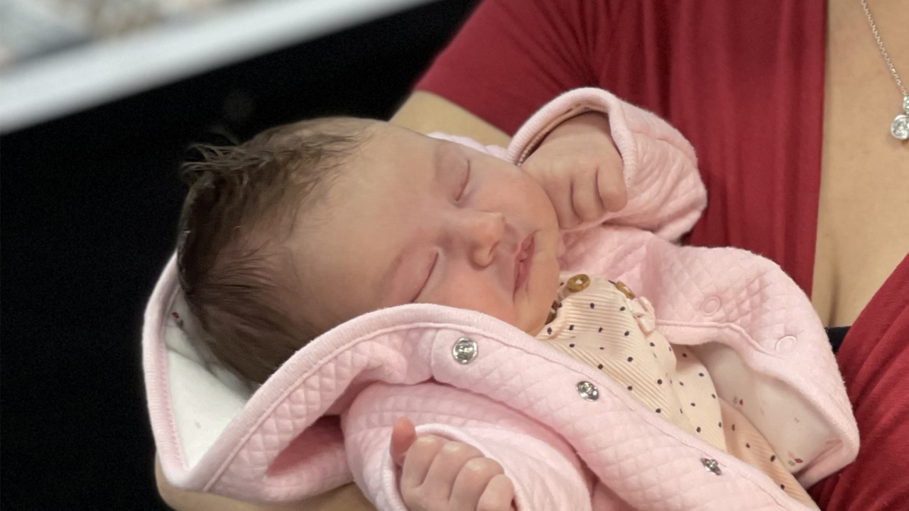 Ryleigh Grace Leeflang ‘Baby van de Maand’ - Nieuw-Volendam