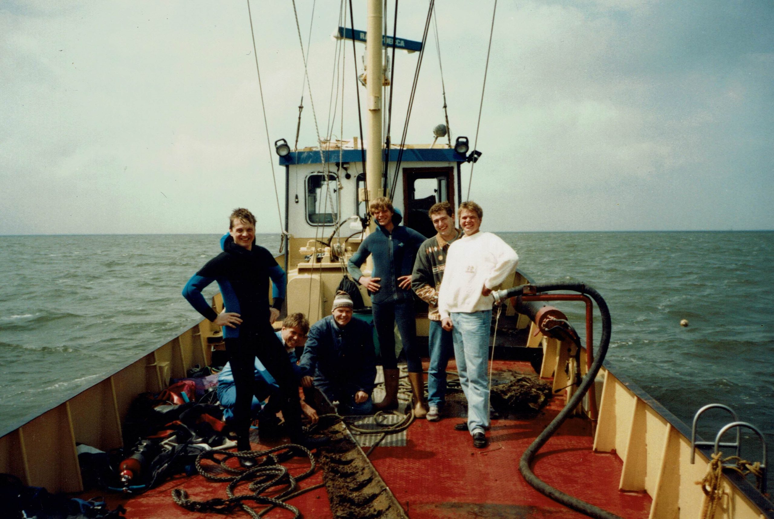 Door Volendamse vissers en duikers gevonden oorlogsvliegtuig wordt ...